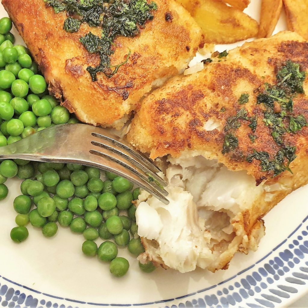 Fish Milanese with a buttery garlic and parsley sauce - Foodle Club