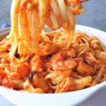 Easy pasta pescatore (seafood pasta) - Foodle Club