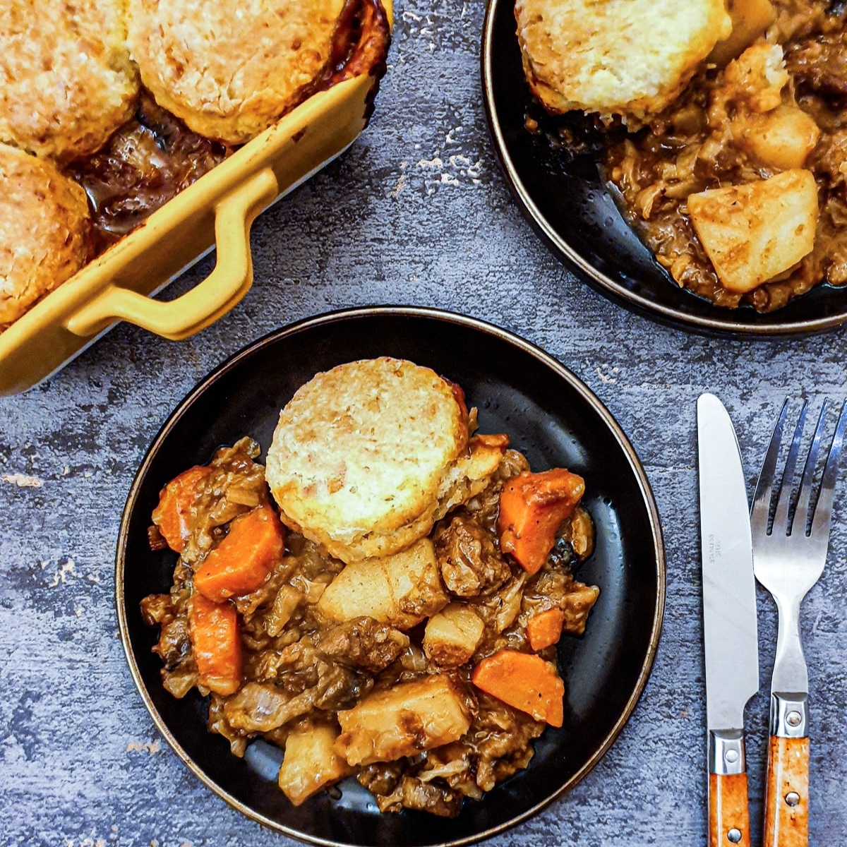 Hearty beef cobbler with cheesy scones - Foodle Club