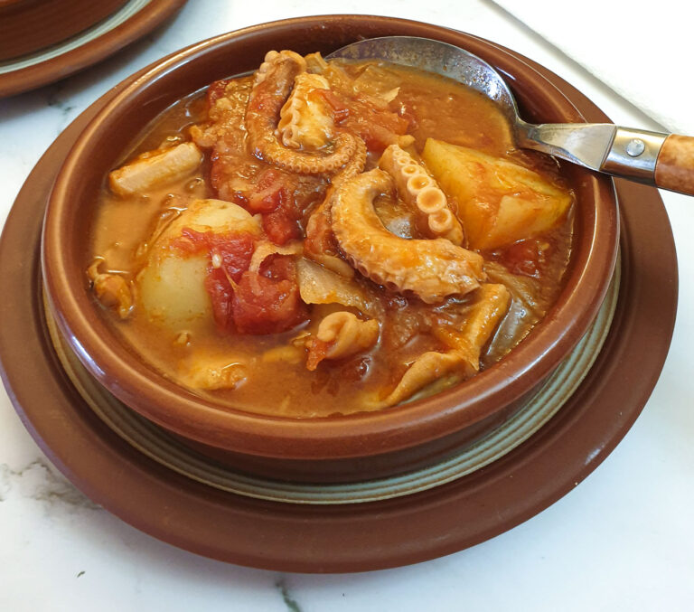 Octopus stew - Spanish-style - Foodle Club