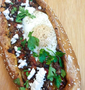 Lamb pide - Turkish pizza - Foodle Club