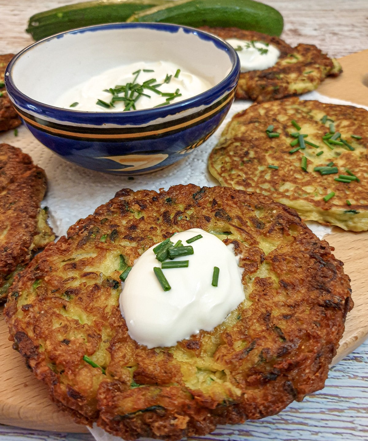 Cheesy courgette fritters - Foodle Club