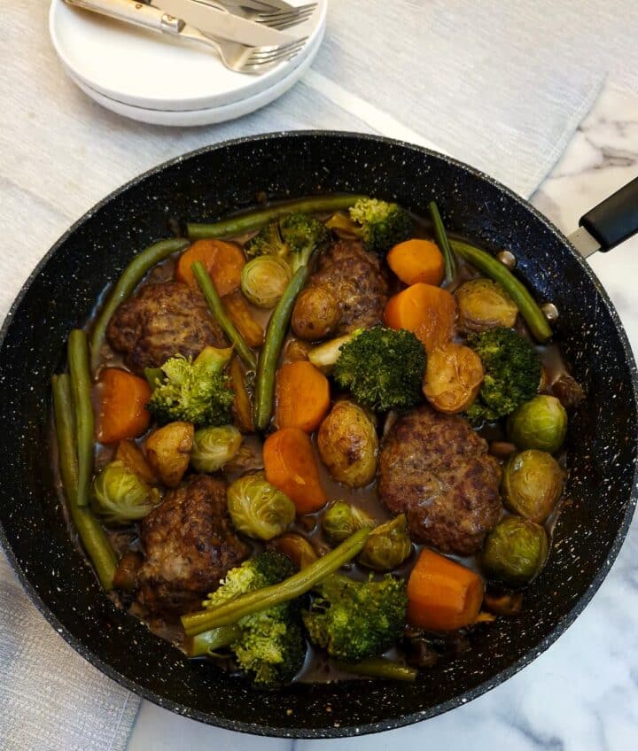 Salisbury steak with fondant potatoes - Foodle Club